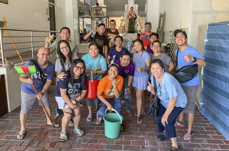 Filipino Community - Church of Saint Anthony